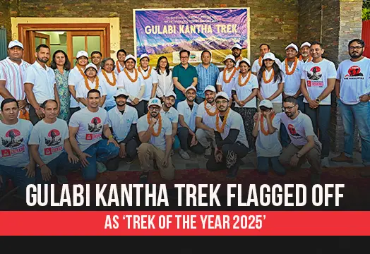 Gulabi Kantha Trek Flagged Off as ‘Trek of the Year 2025’ by Trek The ...