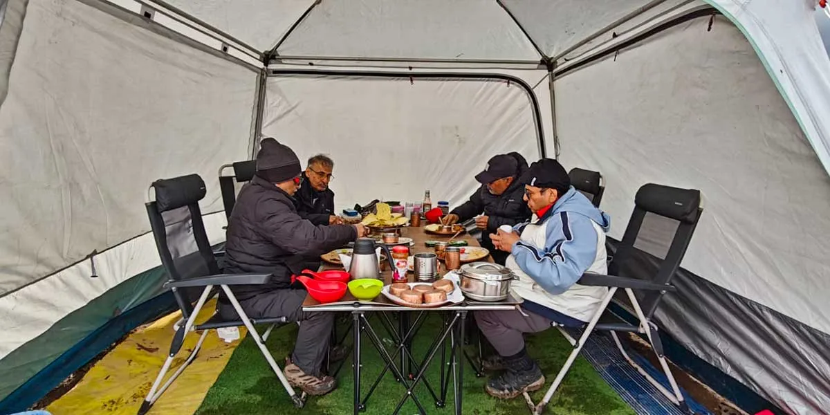 Premium Treks with TTH: Your Himalayan Adventure, Your Way!