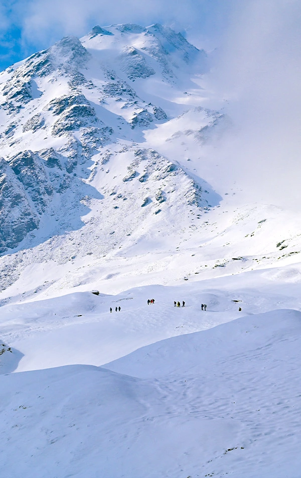 Sar Pass Trek 2026 - How to Reach, Trek Itinerary & Package